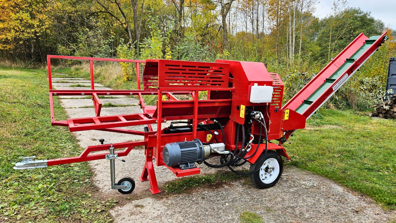 Štípací poloautomat | půjčovna - Prodej a pronájem štípače na dřevo